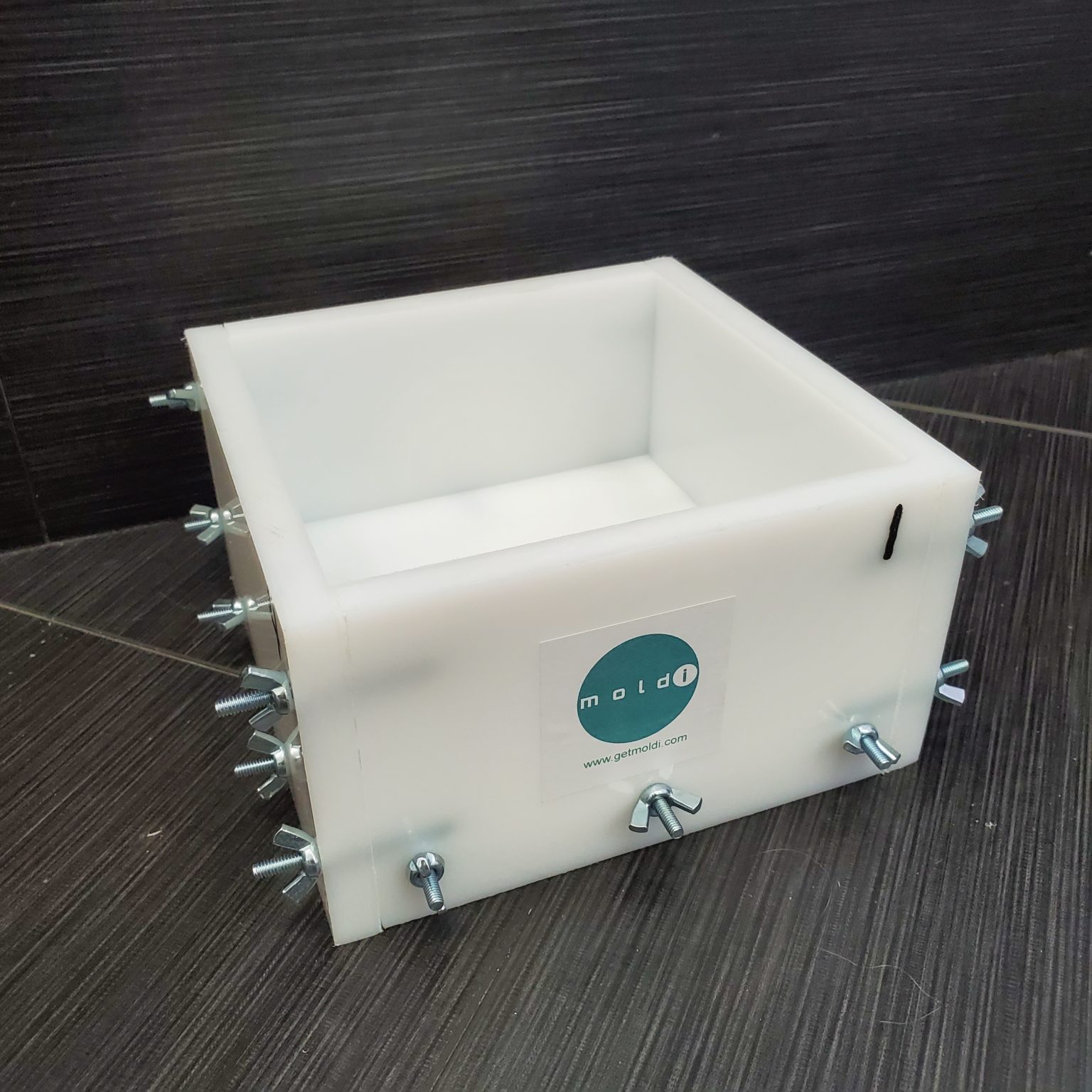 Moldi – Resin Molds – Let's get Moldi – FREE CONTINENTAL US SHIPPING!!